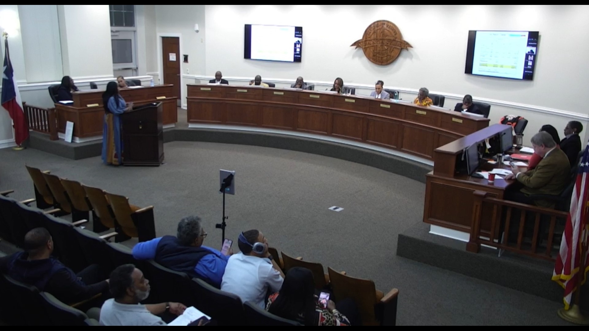 Two trustees file lawsuits against Lancaster ISD | wfaa.com