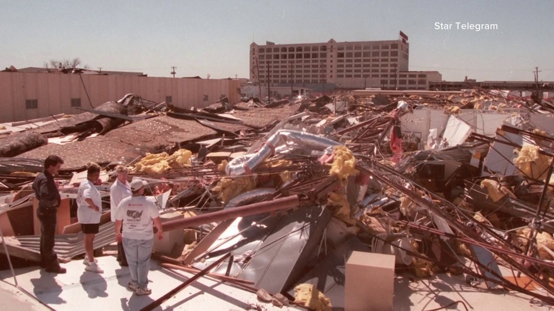 Fort Worth tornado survivors remember 2000 devastation | wfaa.com