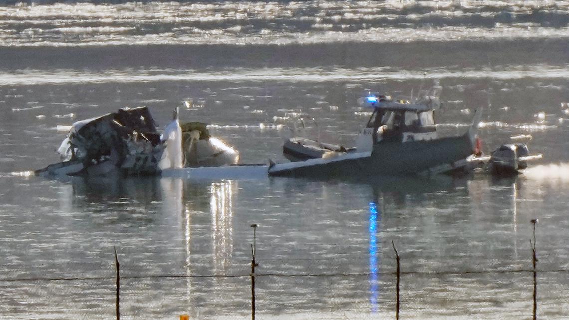 American Airlines plane crash in D.C: What happened? 3 key questions ...