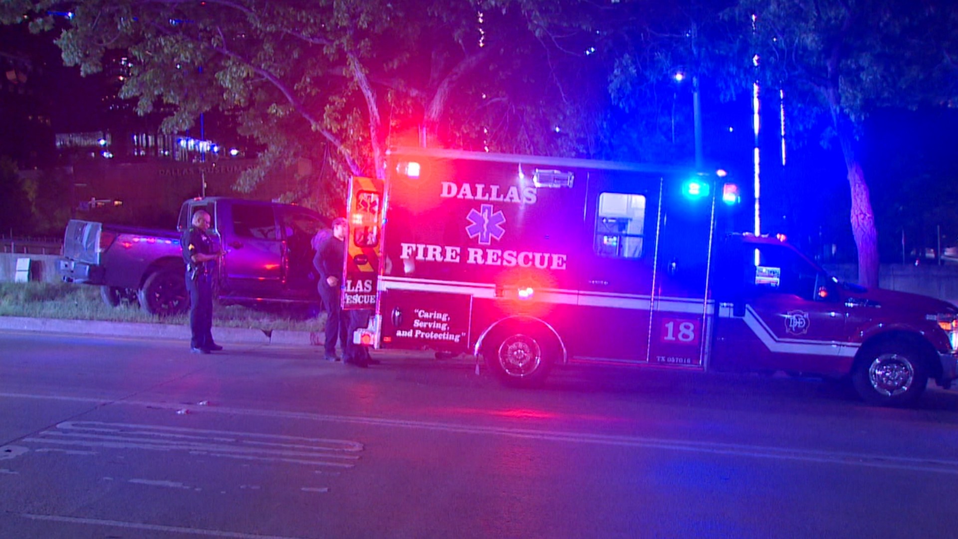 Dallas crash: 1 killed, 1 injured along Woodall Rogers Freeway | wfaa.com