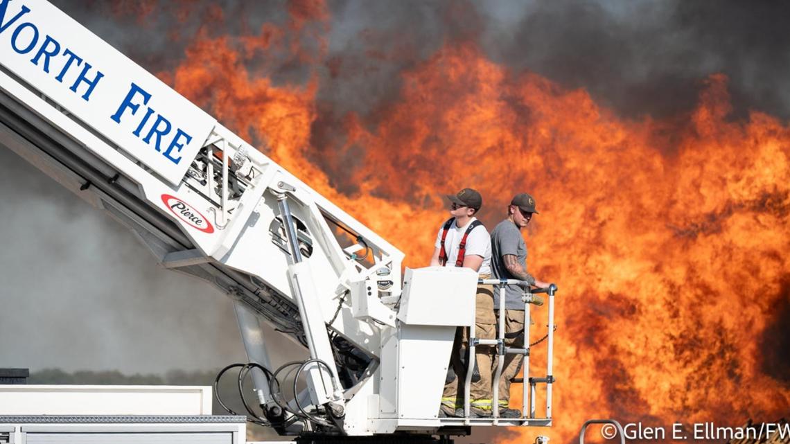 Fort Worth: One injured in fire at recycling plant, officials say ...