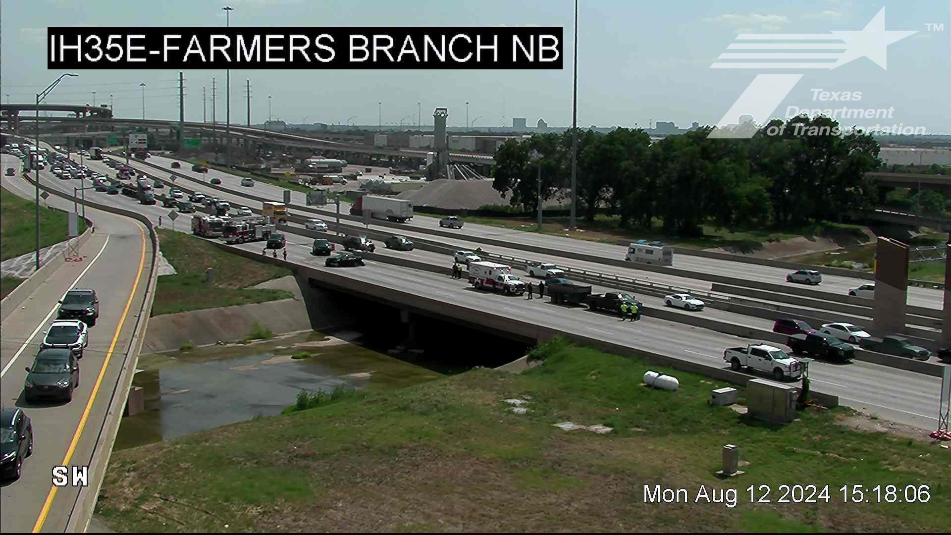NB I-35 reopene at Valley View Lane in Farmers Branch after crash | wfaa.com