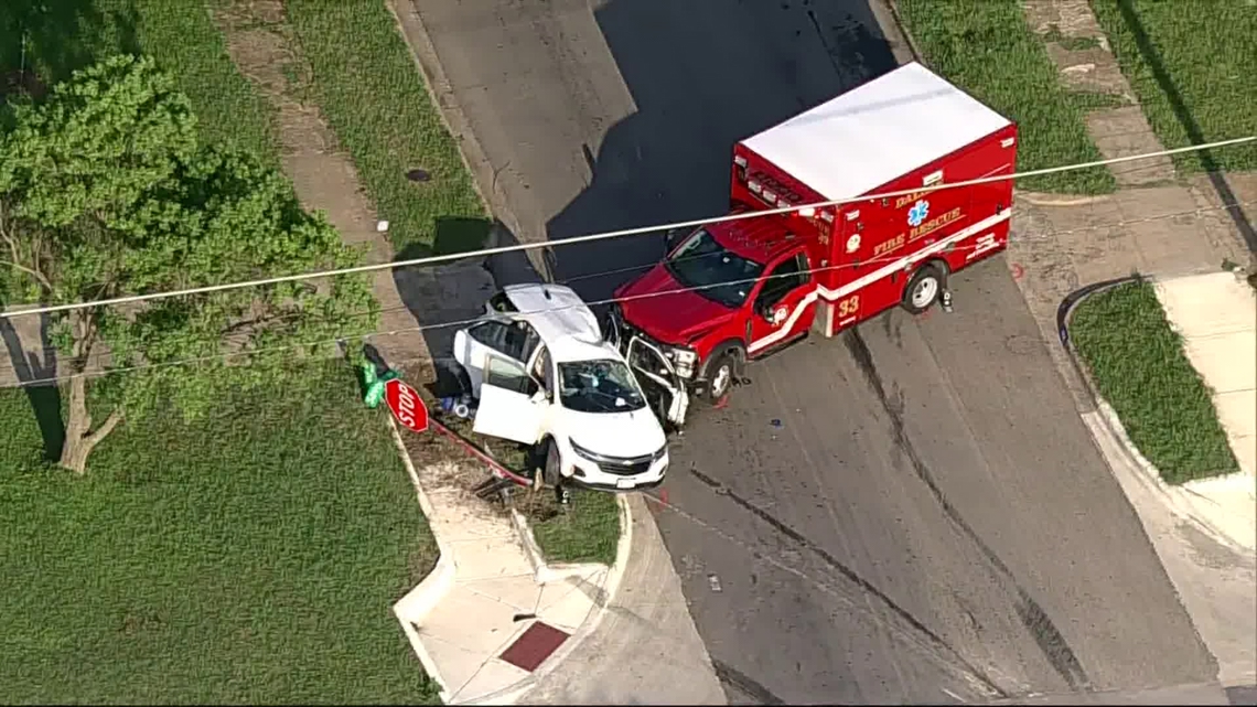 One dead, four injured in a fatal crash in Southern Dallas involving a ...