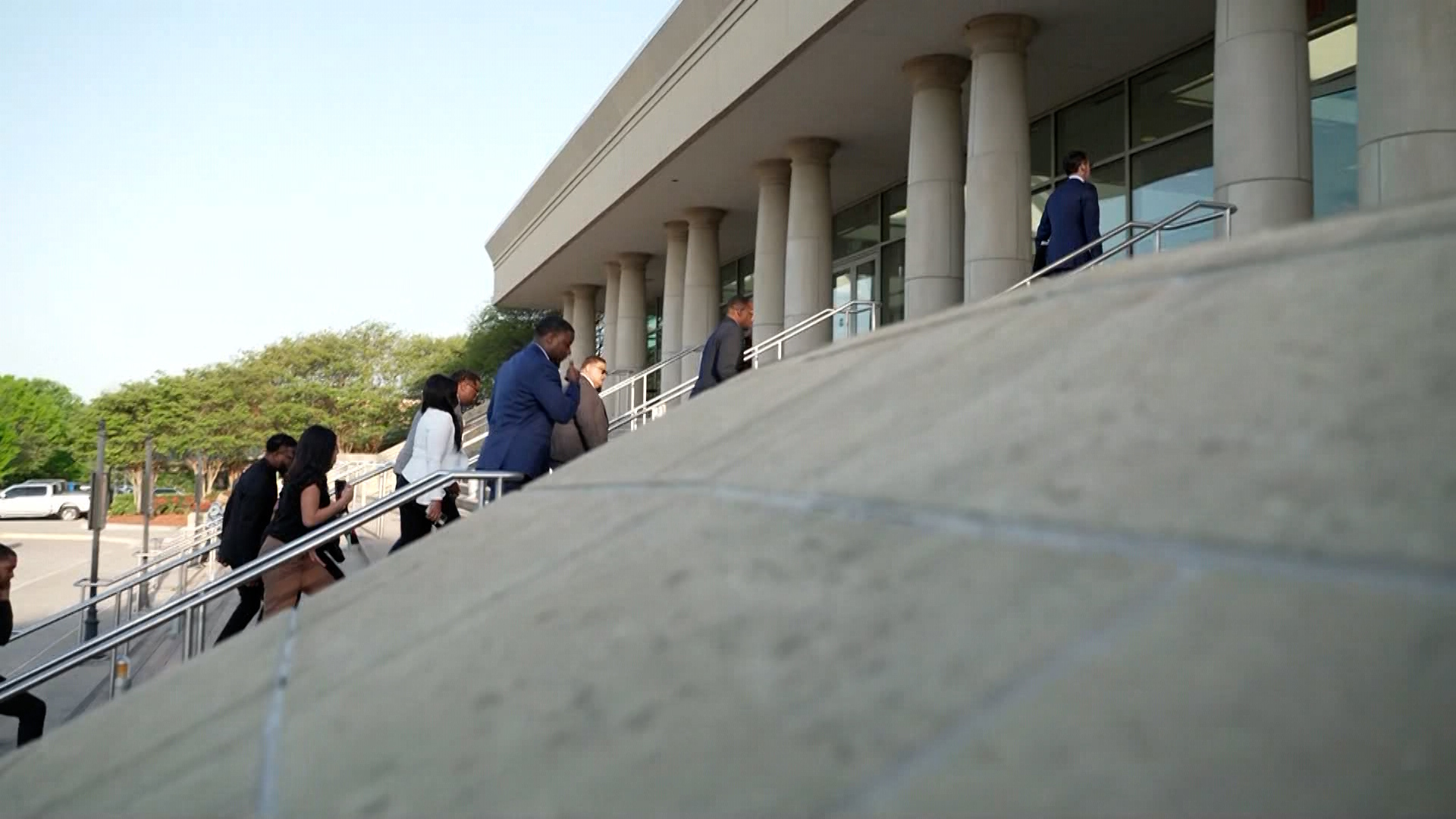 Karmelo Anthony's lawyer, representation arrive at bond hearing | wfaa.com