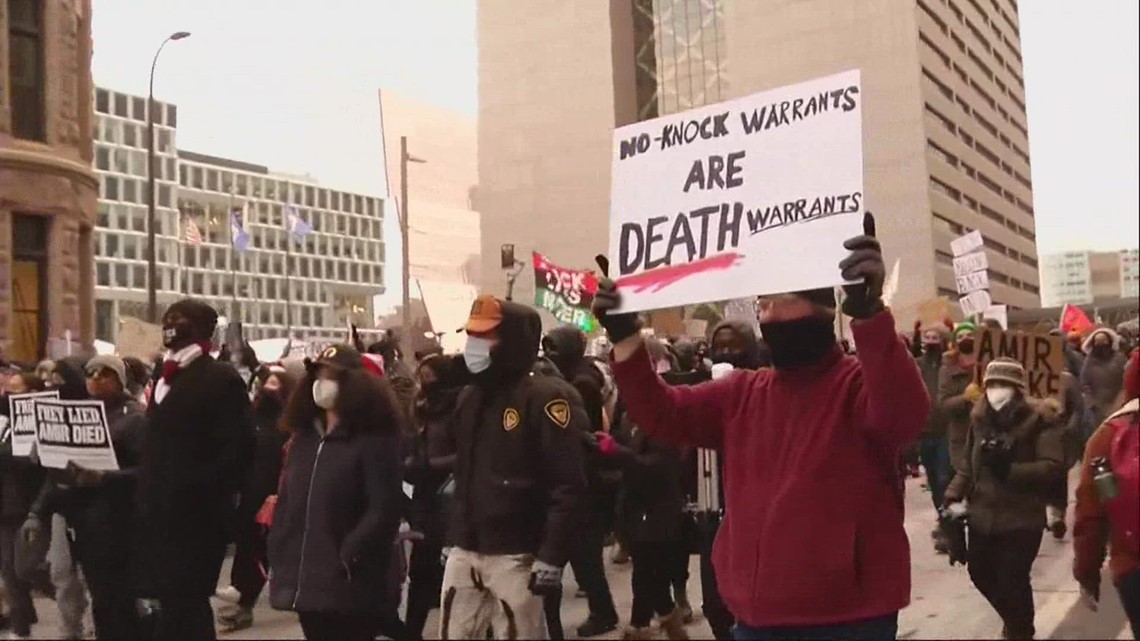 Deadly shooting of Amir Locke sparks protests in Minneapolis | wfaa.com