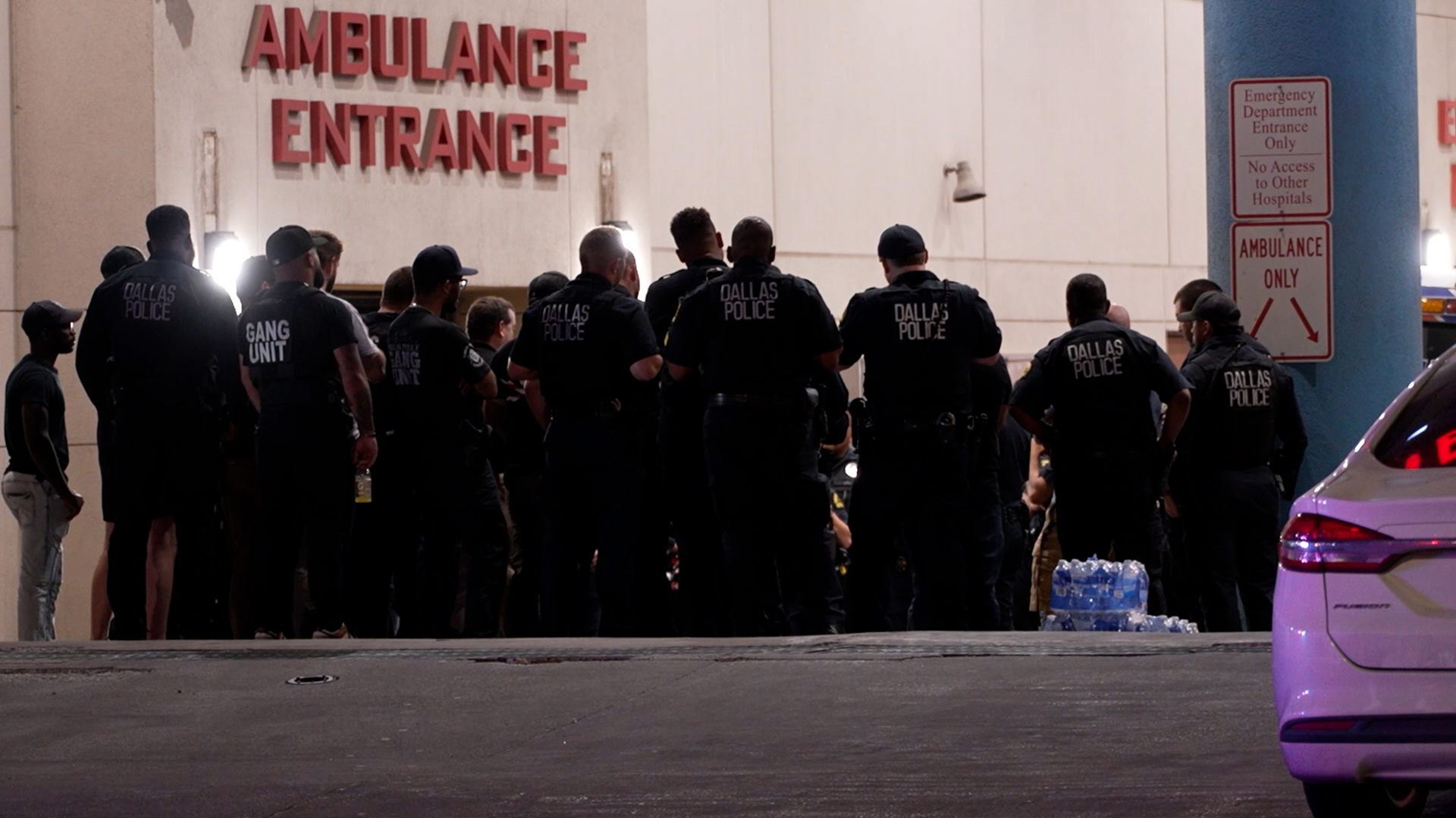 Dallas police shooting: One officer killed, two injured Thursday | wfaa.com