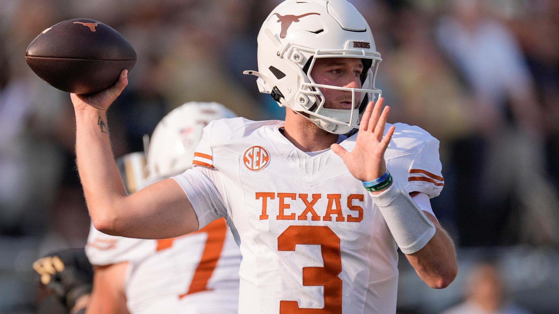 Quinn Ewers throws for 3 TDs as Texas beats Vanderbilt 27-24 | wfaa.com