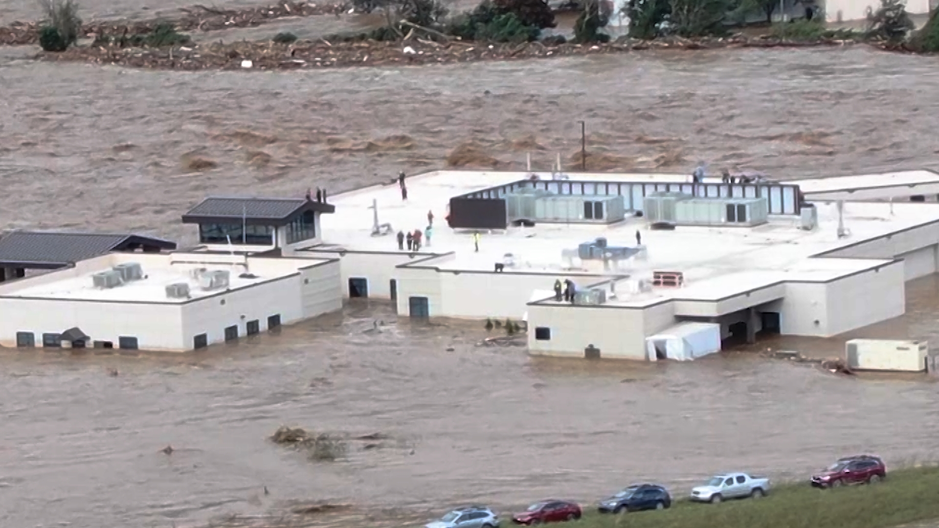 Hurricane Helene | Residents wait for rescue on hospital roof in ...