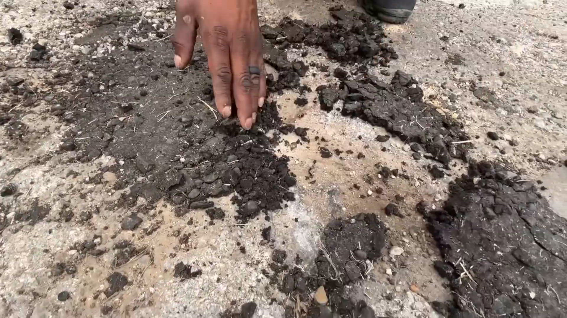 Van Zandt County residents say crumbling roads are an ongoing problem ...