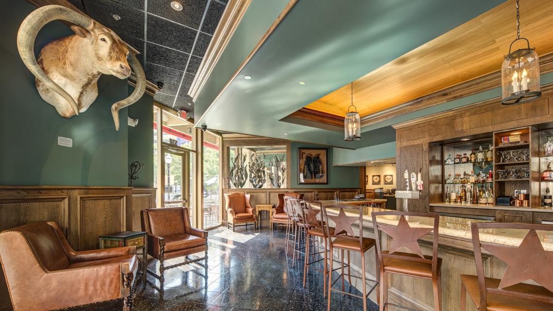 Reata reopens in a temporary downtown Fort Worth location | wfaa.com