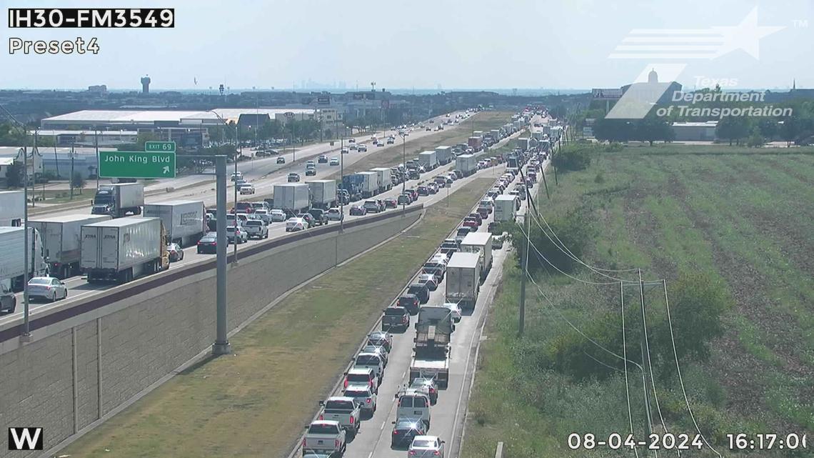 I-30 Westbound closed in Rockwall after major crash | wfaa.com