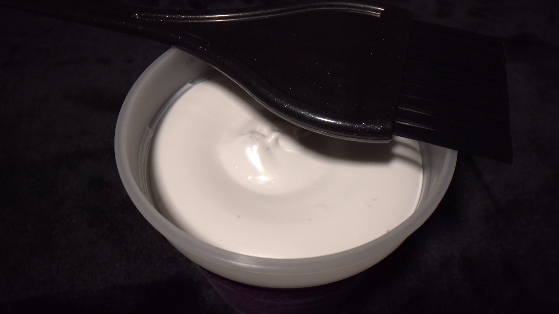 FDA pushes for ban against formaldehyde in hair relaxer treatments ...