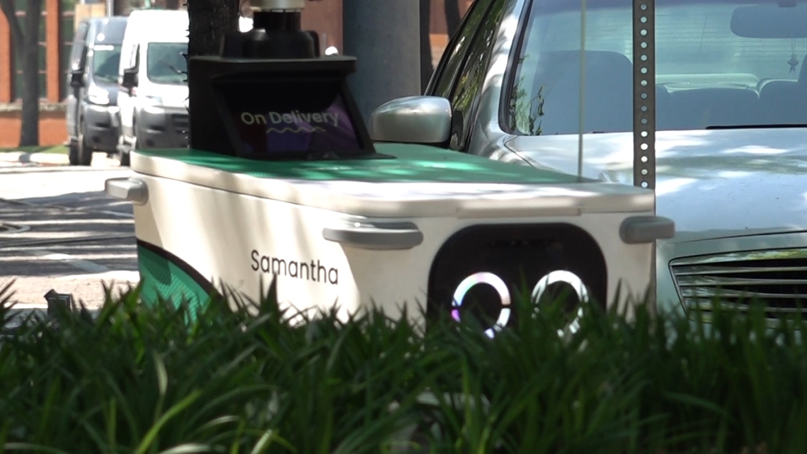 Delivery robots now operational in Uptown Dallas | wfaa.com