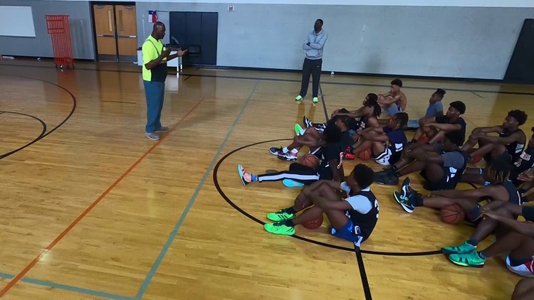 Texas man spreading message after wrongful murder conviction | wfaa.com