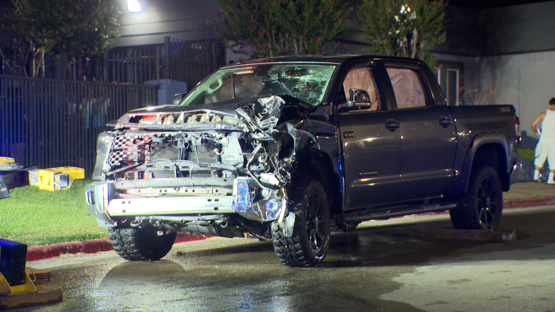 Teen charged with DWI after Dallas pool crash | wfaa.com