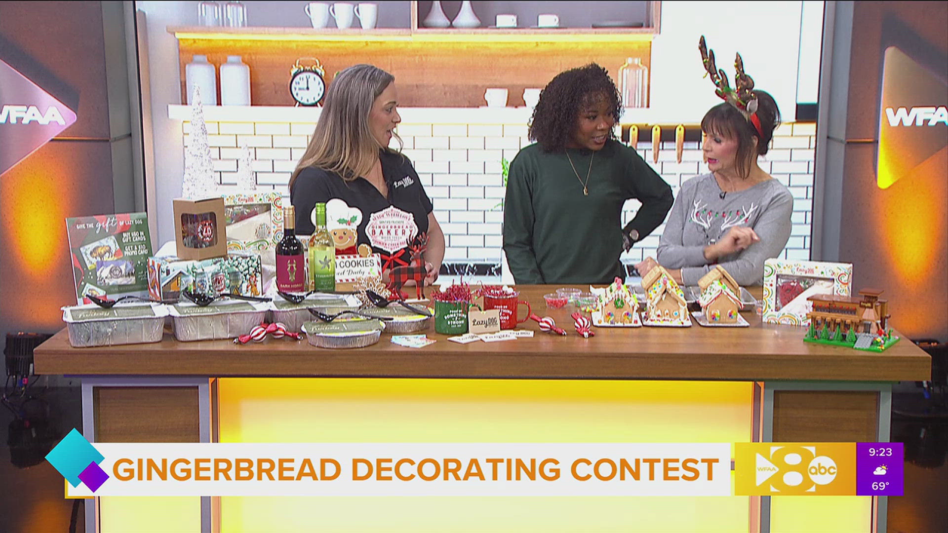 Gingerbread Decorating Contest | wfaa.com