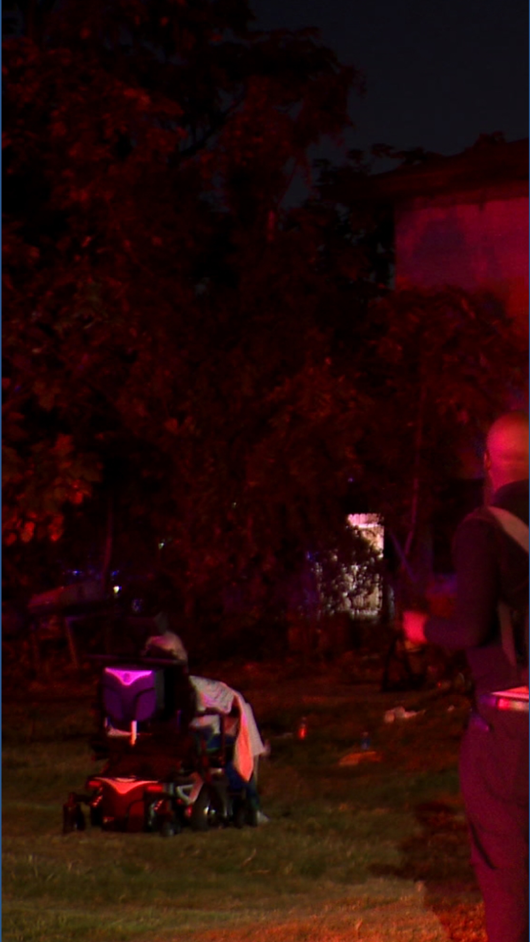 Dallas, Texas: 3 injured, dog killed in early morning fire | wfaa.com