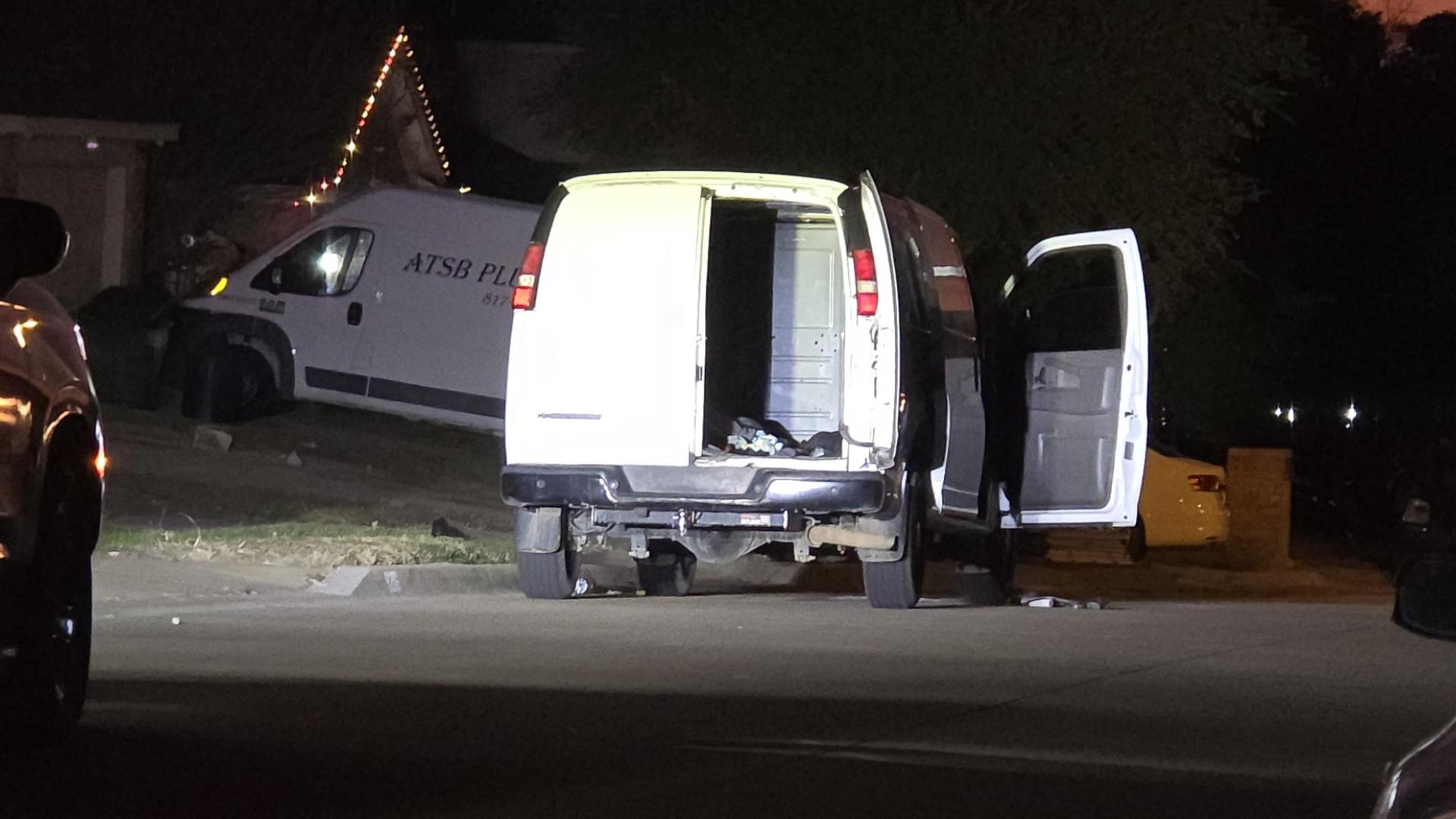 Police find explosives, guns in suspicious van in North Texas | wfaa.com