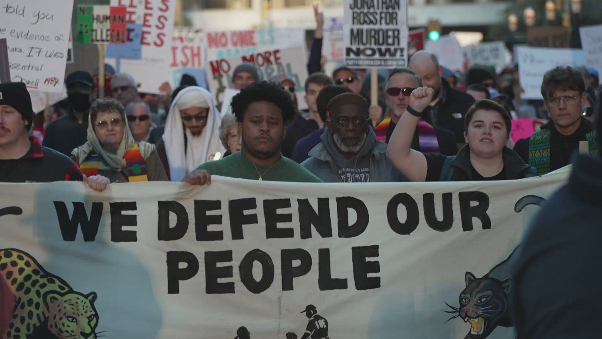 Hundreds gather in Fort Worth for 'ICE Out for Good' protest | wfaa.com