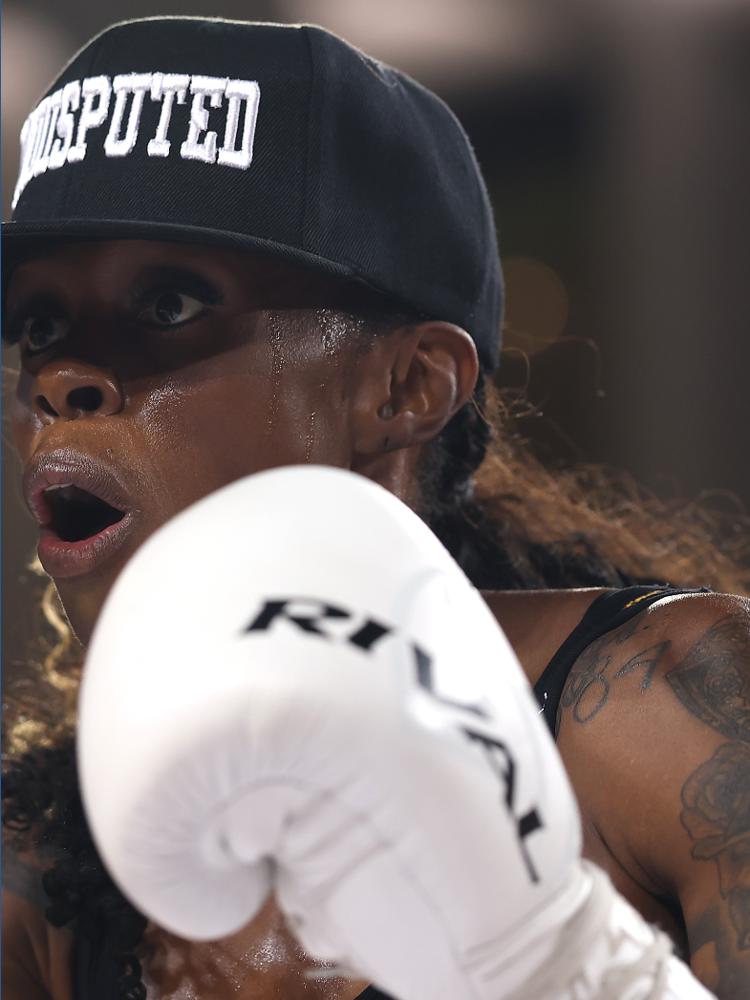 Shurretta 'Chiccn' Metcalf Netflix fight: Get to know Oak Cliff boxing ...