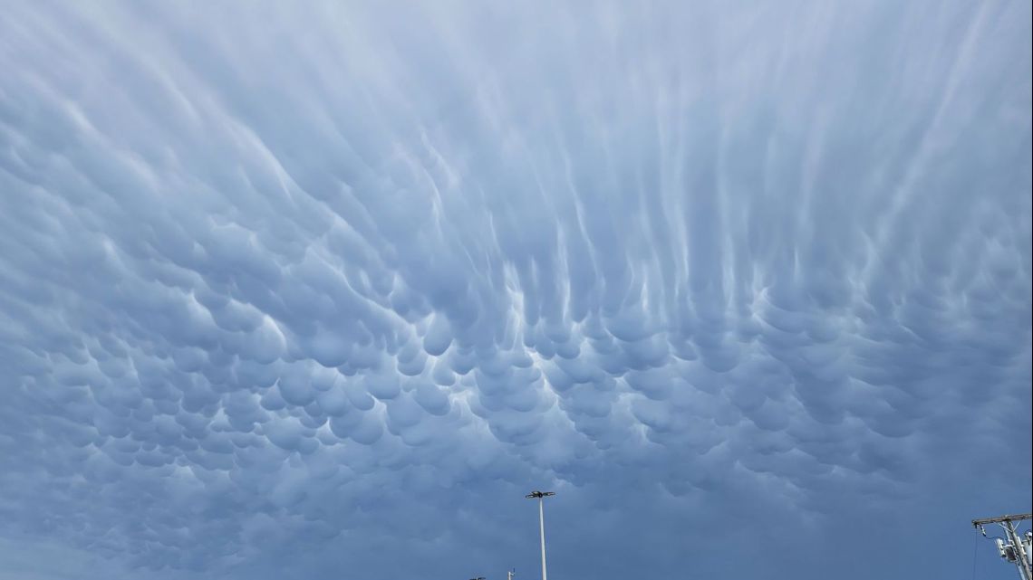What are those strange looking clouds above DFW? | wfaa.com