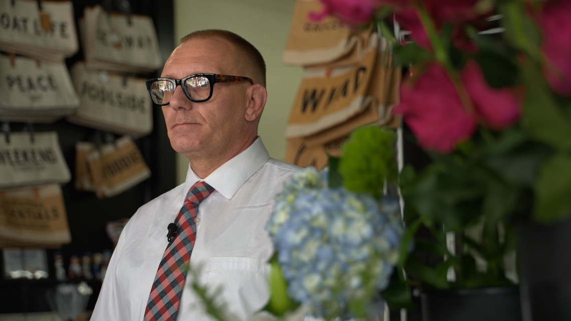 Texas florists partnering to provide flowers for funerals of flood ...