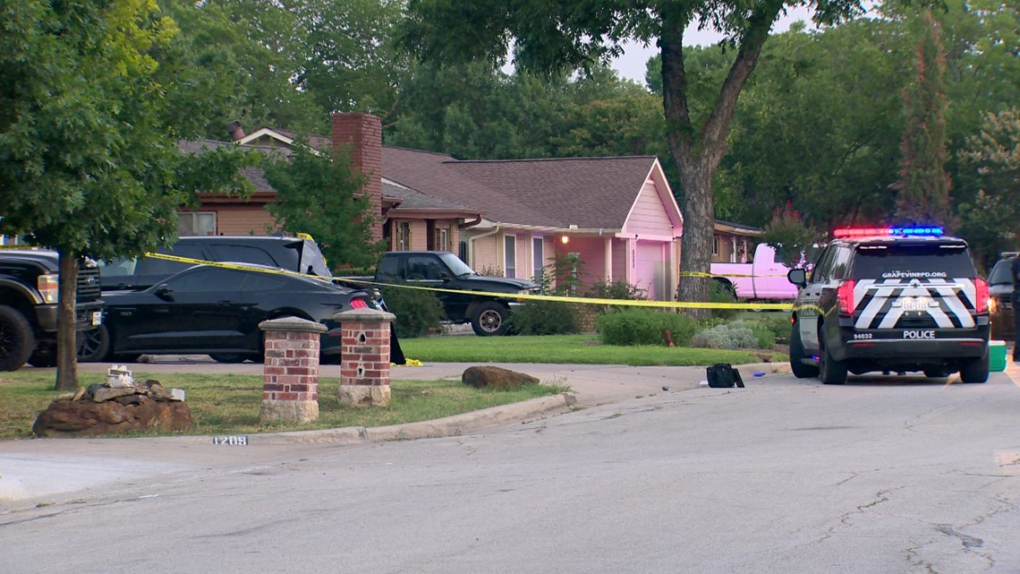 Man stabbed to death by relative in Grapevine, police say | wfaa.com