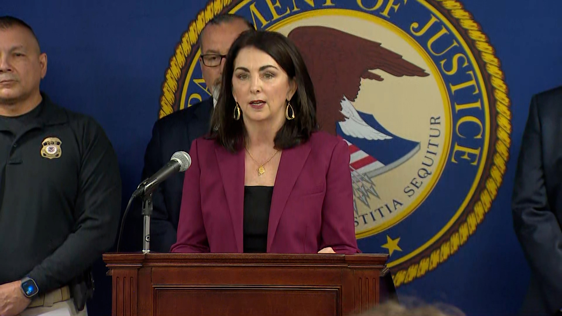 FULL PRESS CONFERENCE: Officials give update on Dallas ICE shooting ...