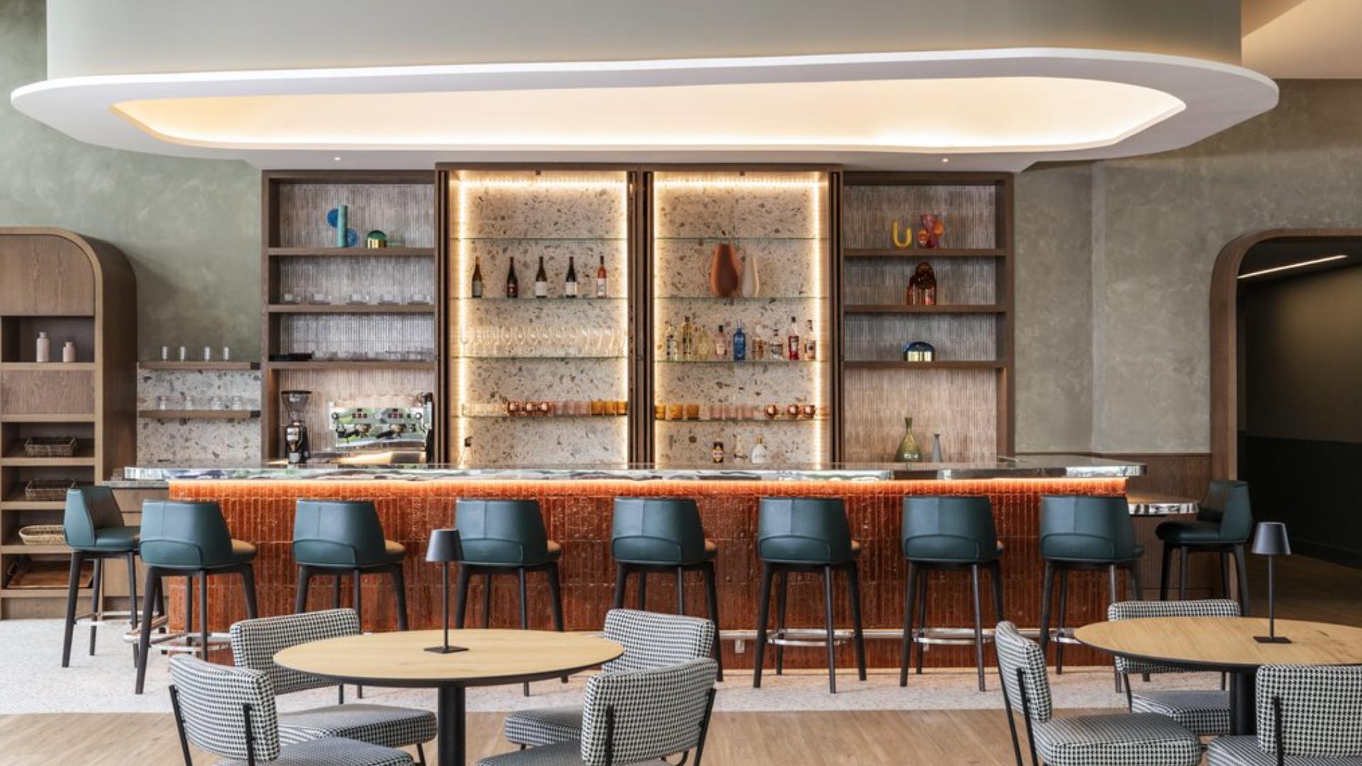 3700M Uptown high-rise threatened with foreclosure | wfaa.com