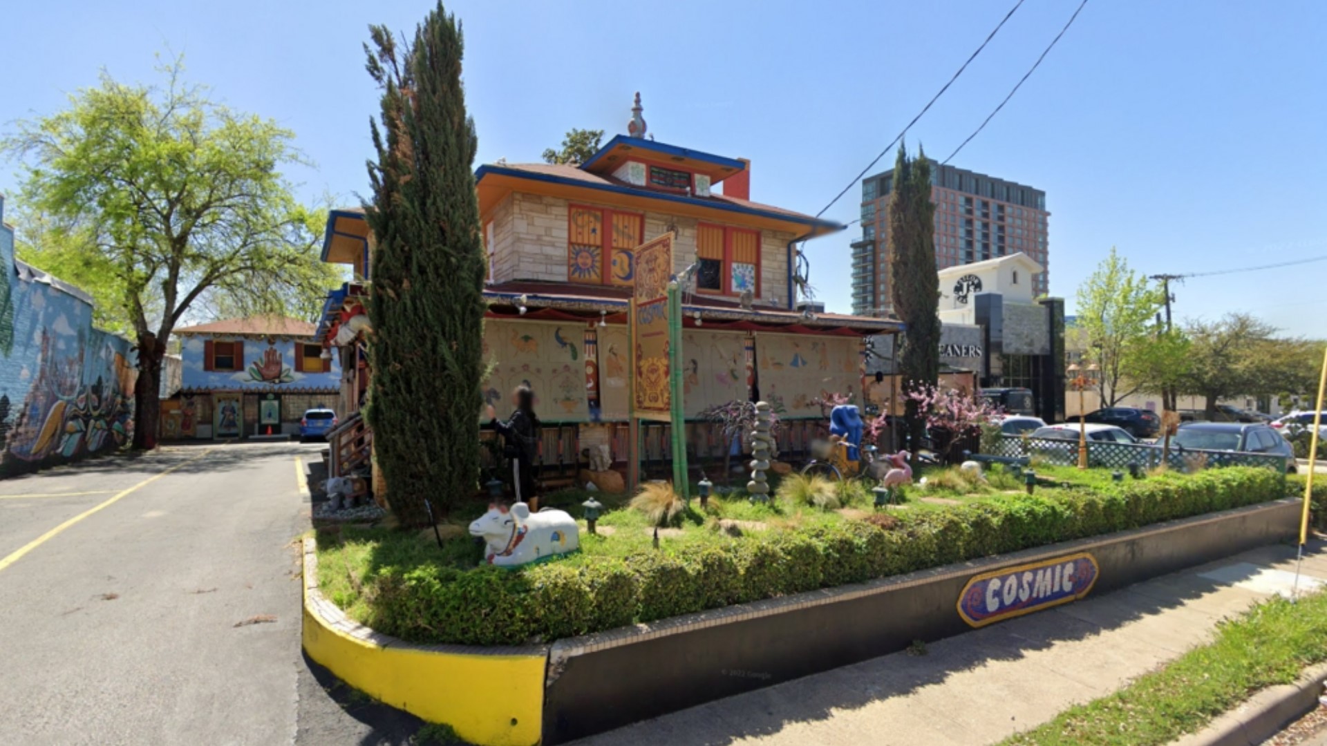 Former Cosmic Café building on Oak Lawn for sale | wfaa.com