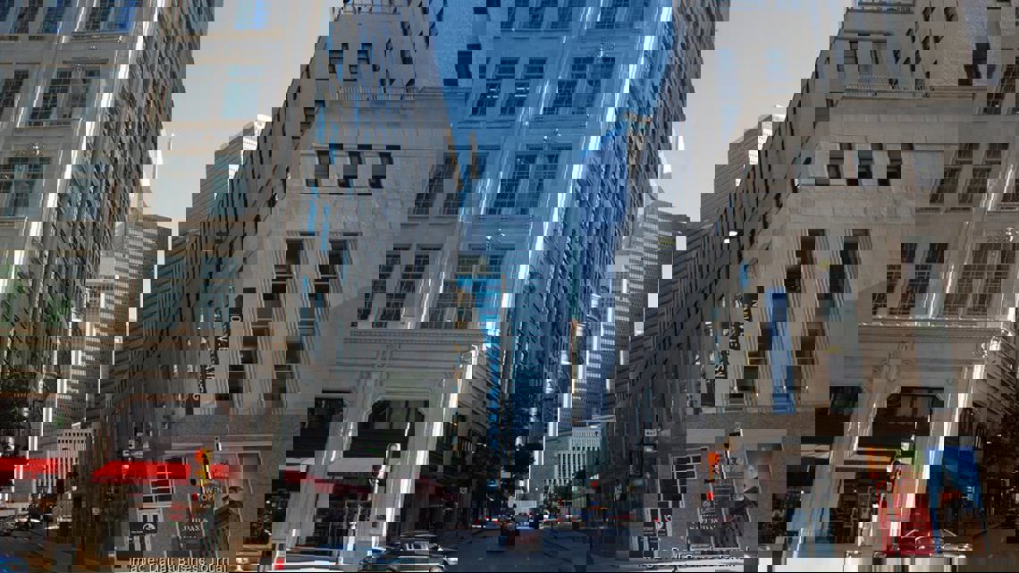 Dallas City Council to receive bids on downtown building ‘in poor ...