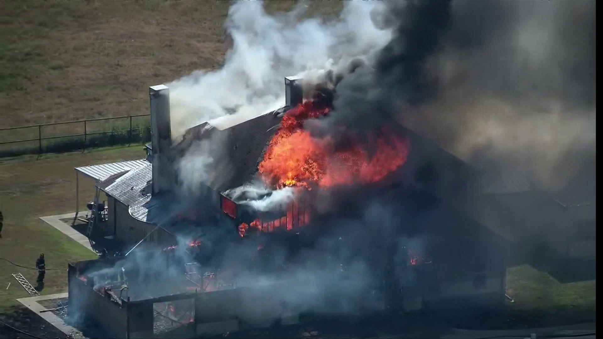 Fire damages million dollar home in North Texas | wfaa.com