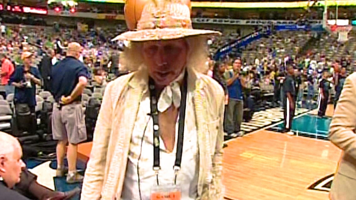 Getting to know NBA superfan Jimmy Goldstein (June 15, 2006) | wfaa.com
