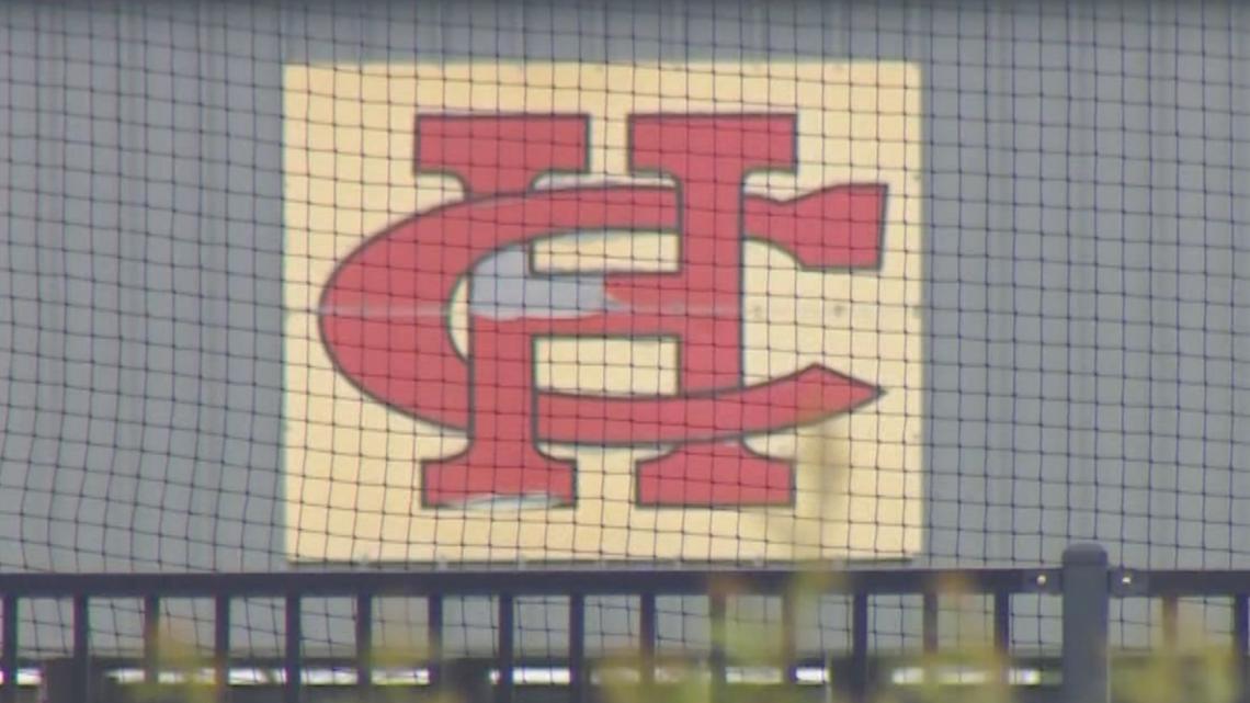 Cedar Hill ISD names superintendent finalist | wfaa.com