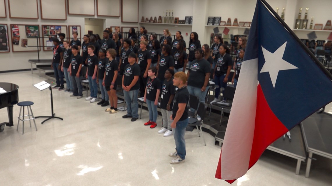 Timberview HS varsity chorale going to NYC | wfaa.com