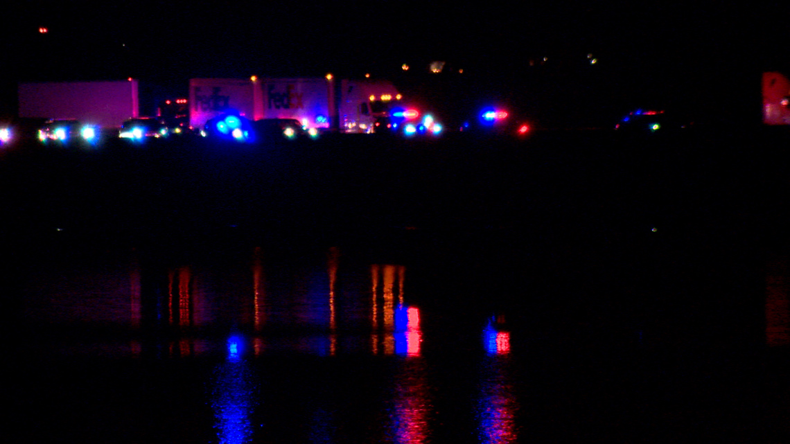 Garland, Texas police chase: Man dies after jumping from I-30 bridge ...