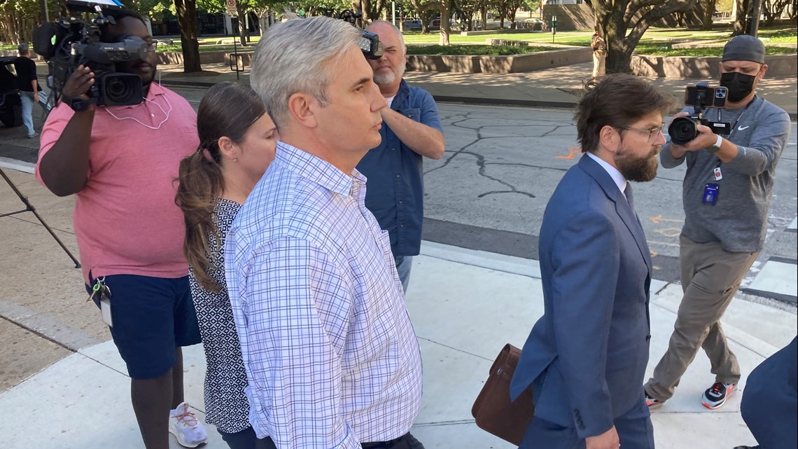 Boeing 737 Max chief technical pilot makes first appearance | wfaa.com