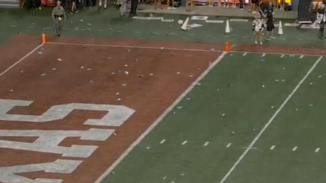 Texas fans throw beer cans on field at DKR against Georgia | wfaa.com