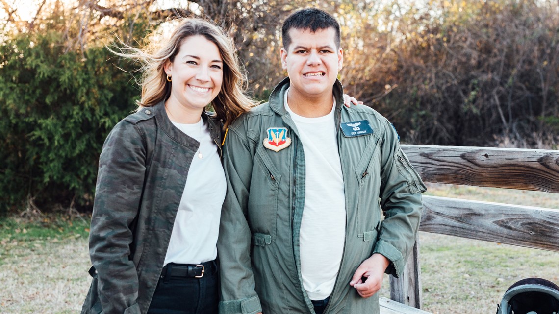 'We all need a lot more Ericas in the world': Mom thanks flight ...