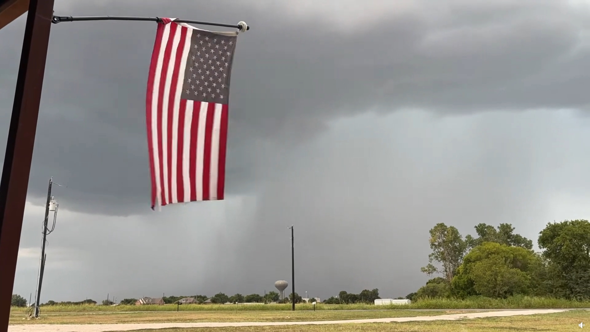 Severe storm in Grayson County caught in timelapse video | wfaa.com