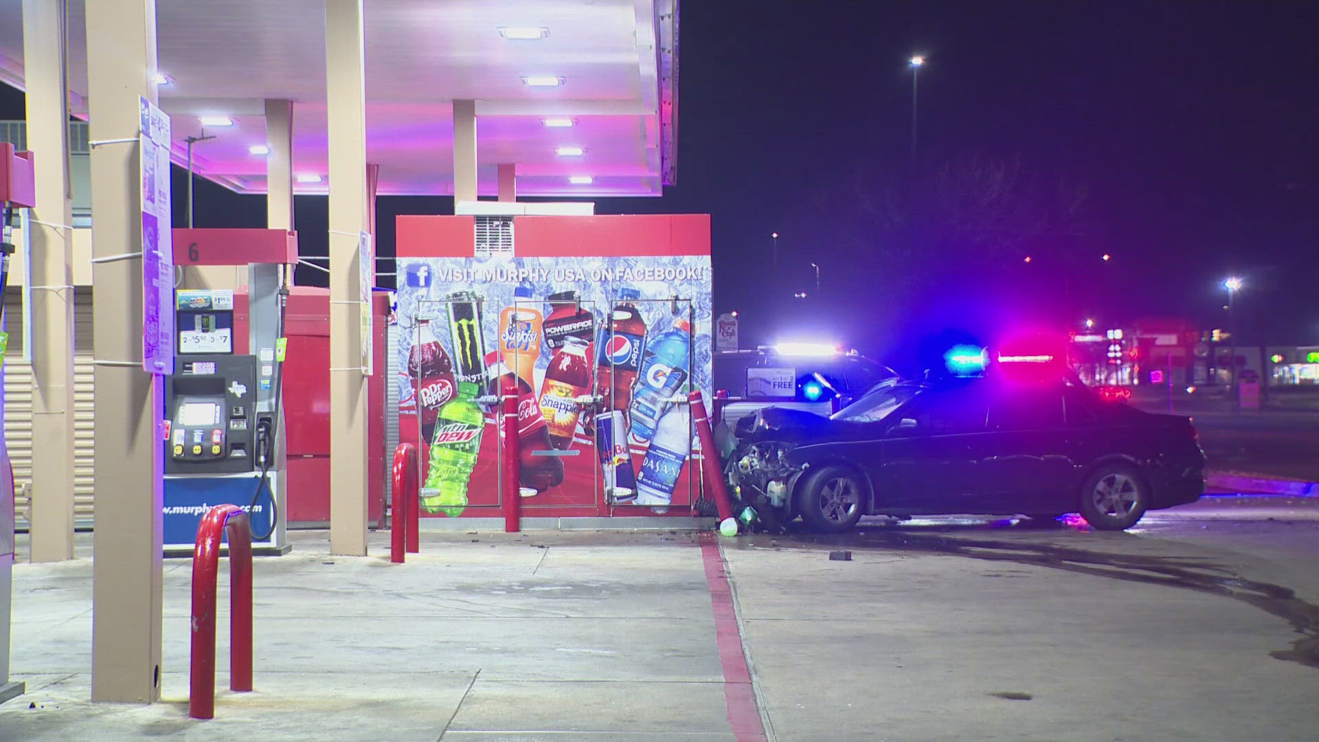 Fort Worth, Texas driver crashes into Murphy gas station | wfaa.com