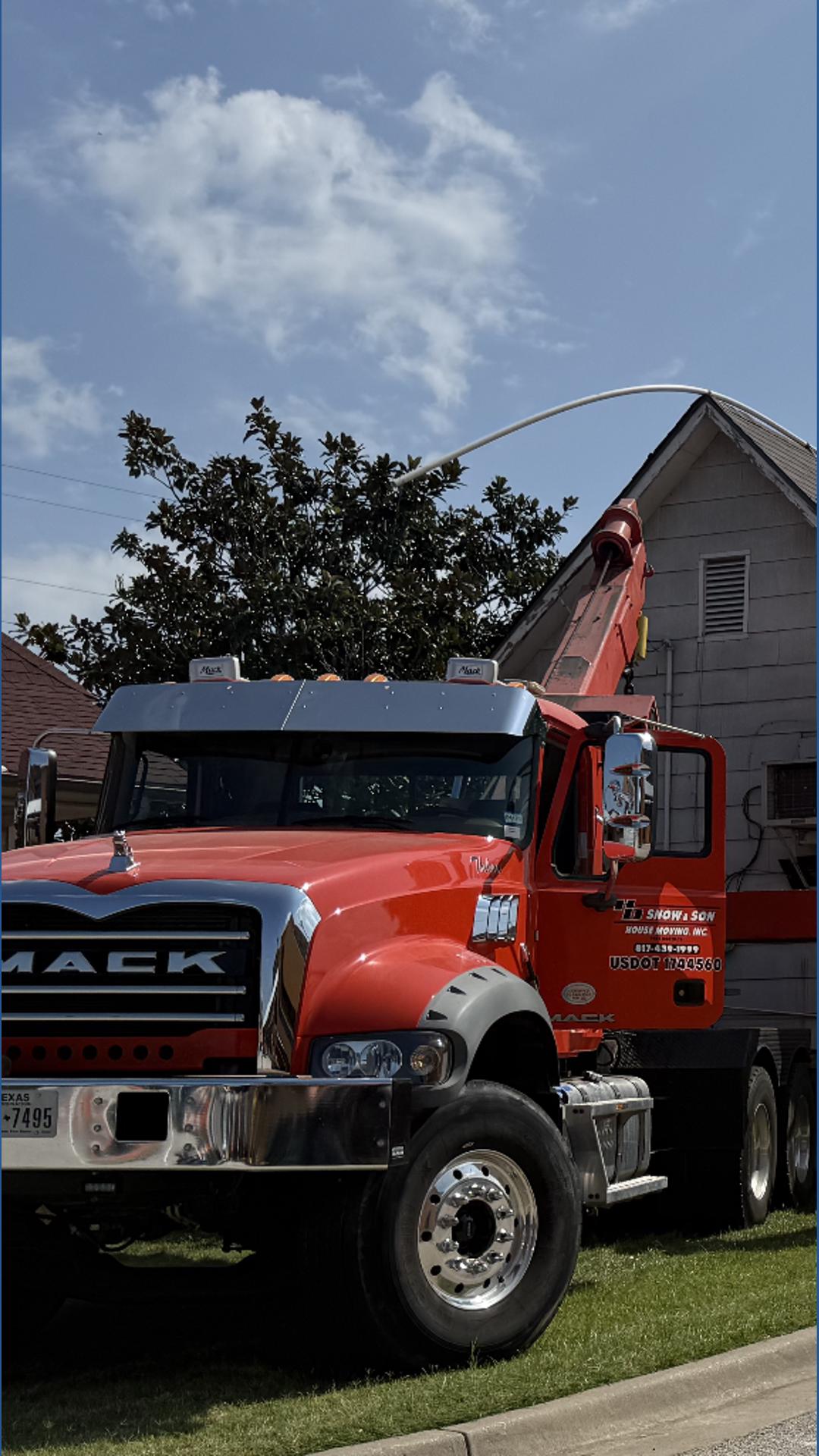 Grapevine relocates 137-year-old house that has direct connection to ...