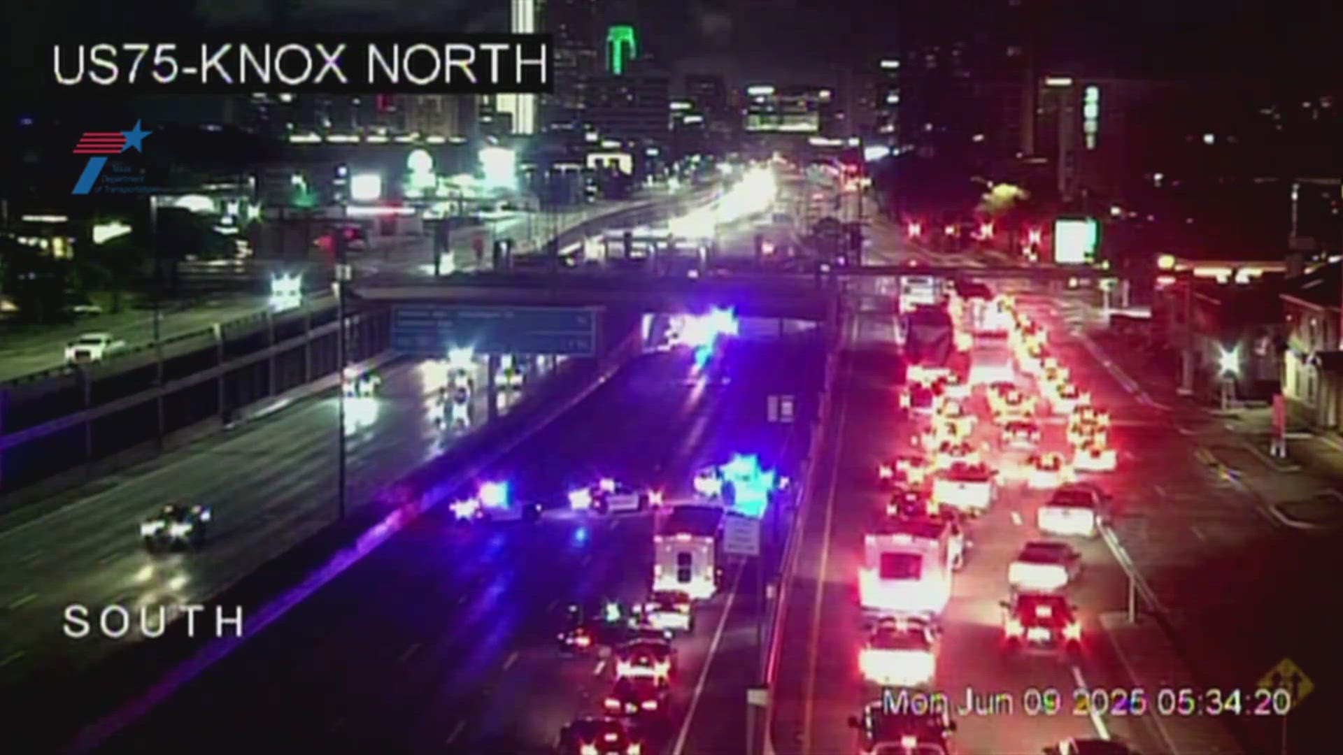 Traffic Alert: Crashes closes southbound lanes of U.S. 75, officials say | wfaa.com