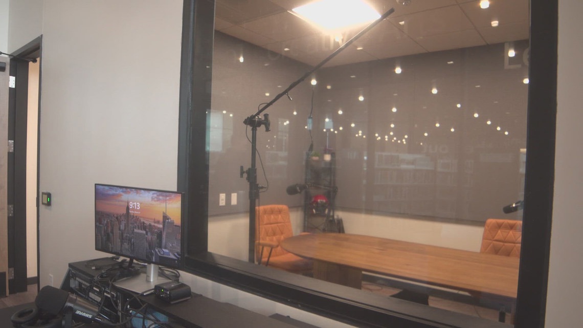 Cedar Hill Library offers a recording studio for creatives | wfaa.com