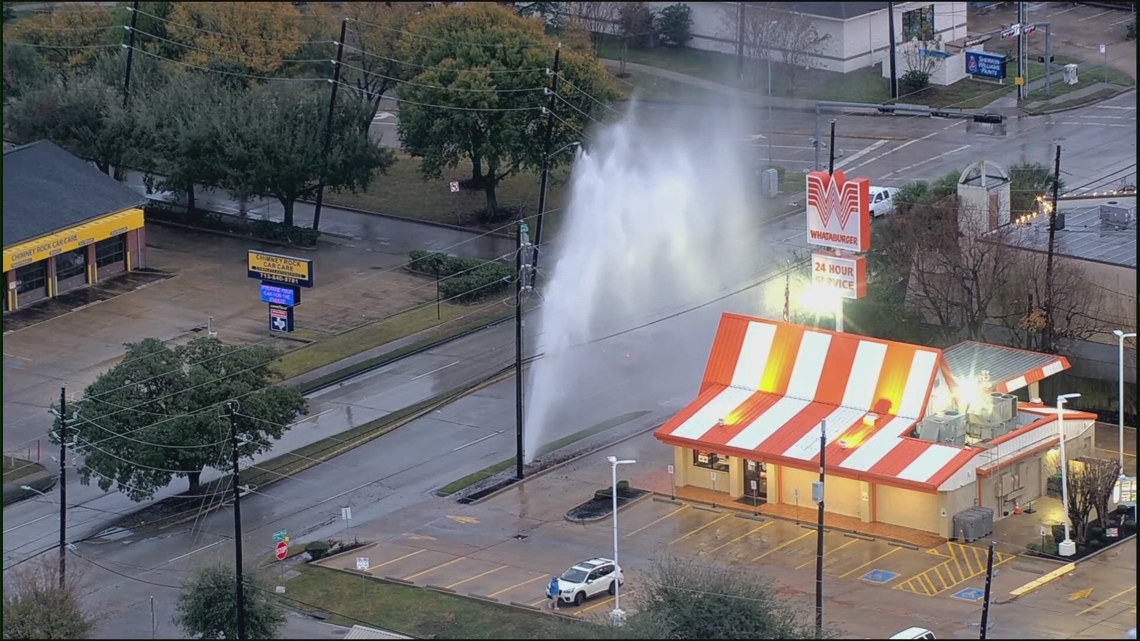 Texas winter weather: Broken water main shoots water into Houston ...