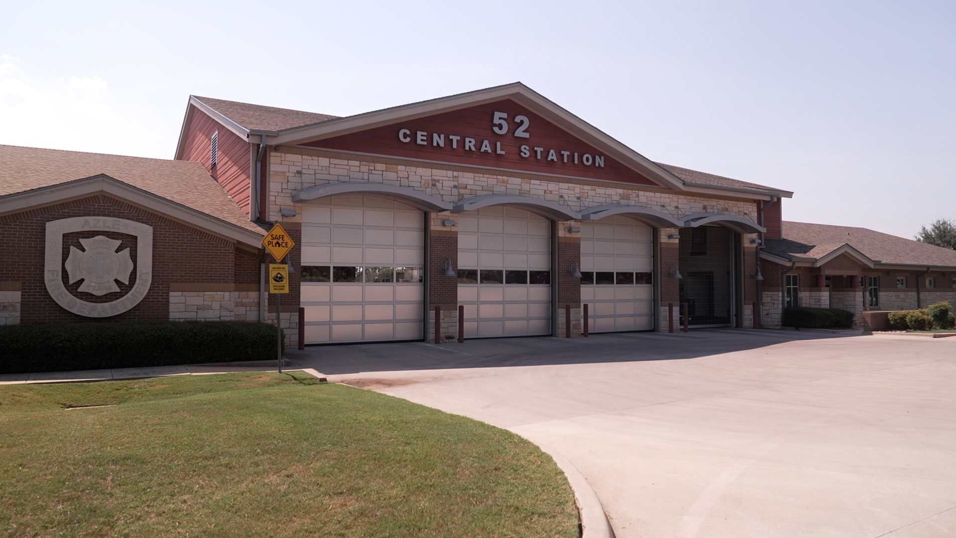 Azle firefighter on leave for alleged dog abuse in viral video | wfaa.com