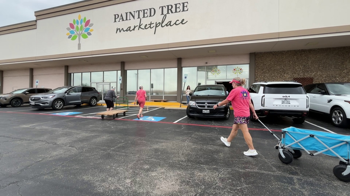 Painted Tree Boutiques closure leaves North Texas vendors scrambling ...