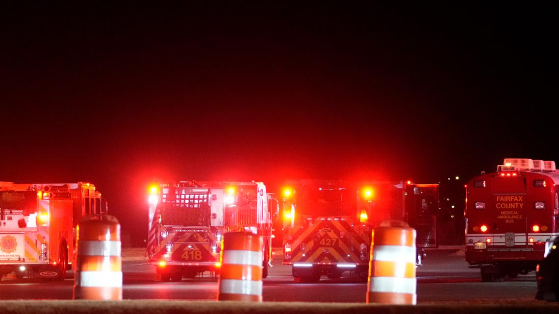 Local and national leaders react after plane collides with helicopter ...