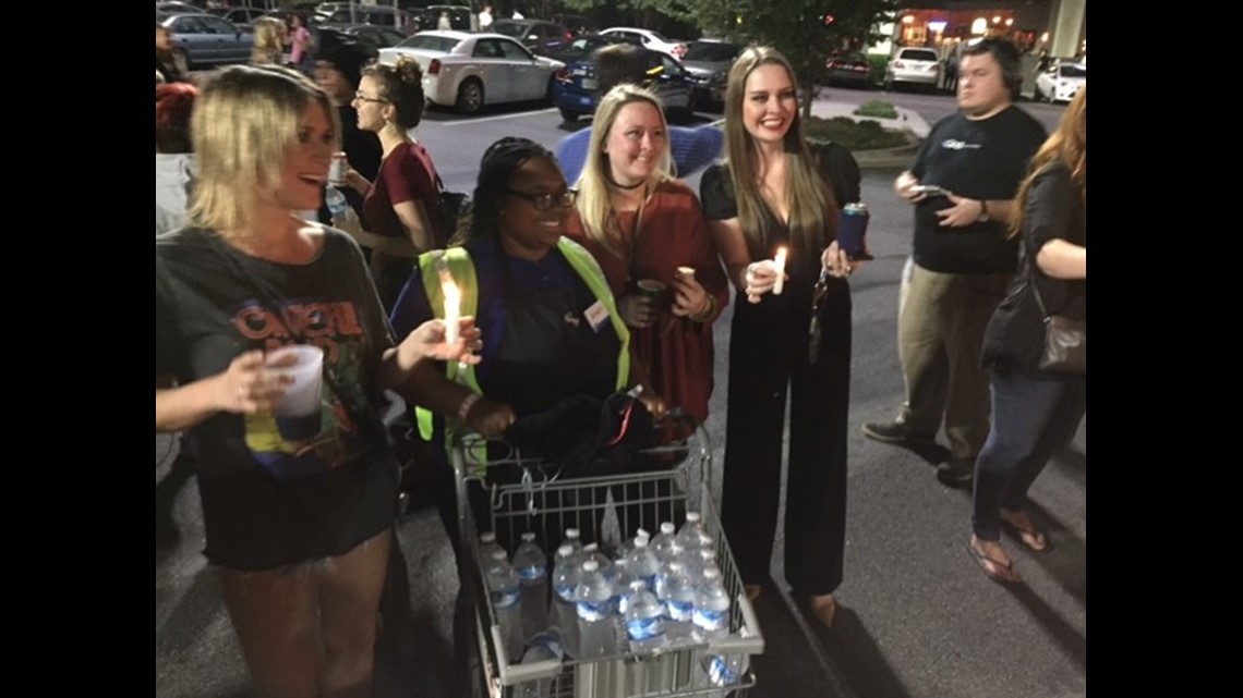 Dozens turn out, pay respects at infamous yet beloved 'Murder Kroger ...