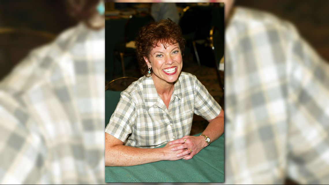 Longtime Atlanta anchor, Amanda Davis, dies after suffering massive ...